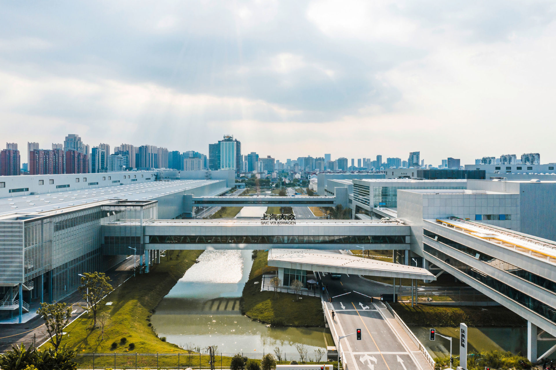 Volkswagen starts MEB production at plants in China - theenergyst.com