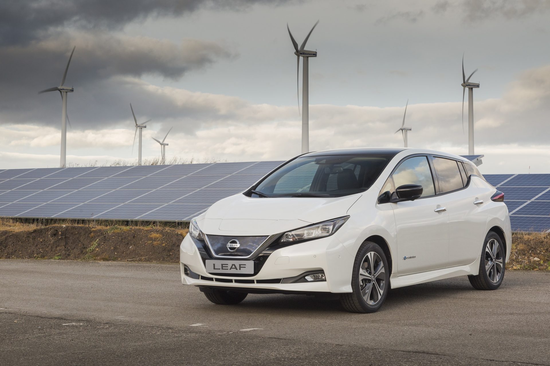 Nissan announces plans for major expansion of renewable energy at ...