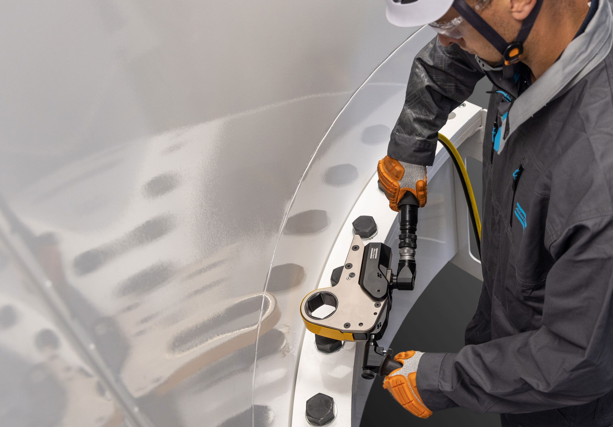 Atlas Copco advances hydraulic torque bolting with innovative TorcFlex ...