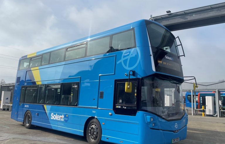 Solent from First Bus introduces converted electric buses - theenergyst.com